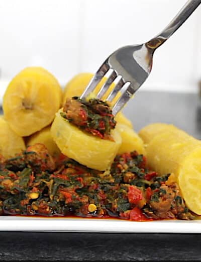 Steamed Plantains Recipe - Yummieliciouz