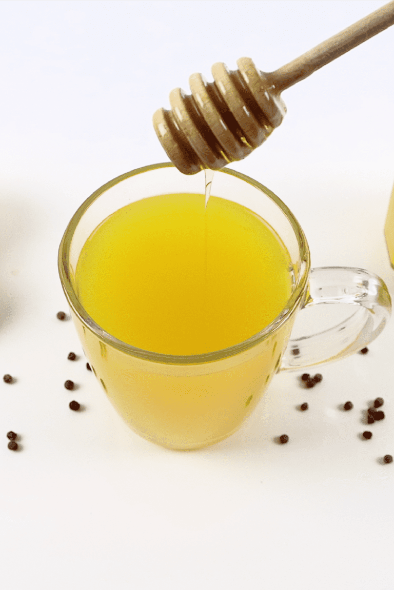 Best Turmeric Tea Recipe - Yummieliciouz
