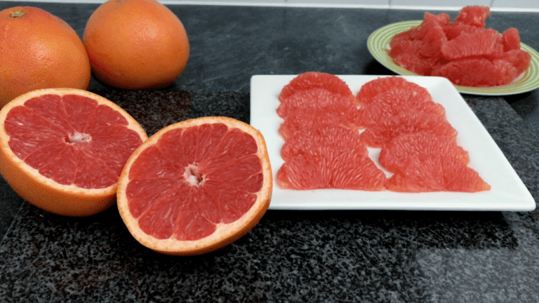How to Eat Grapefruit - Yummieliciouz