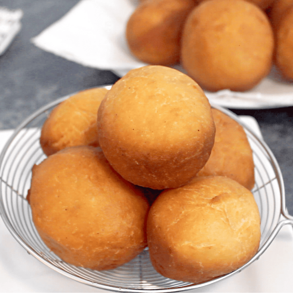 Ghanaian Dry Bofrot Recipe - Yummieliciouz